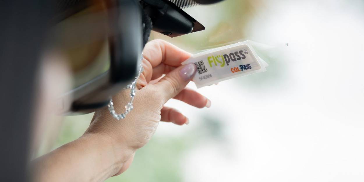 ¿Vio el letrero de Colpass? No se enrede, con su Flypass pasa
