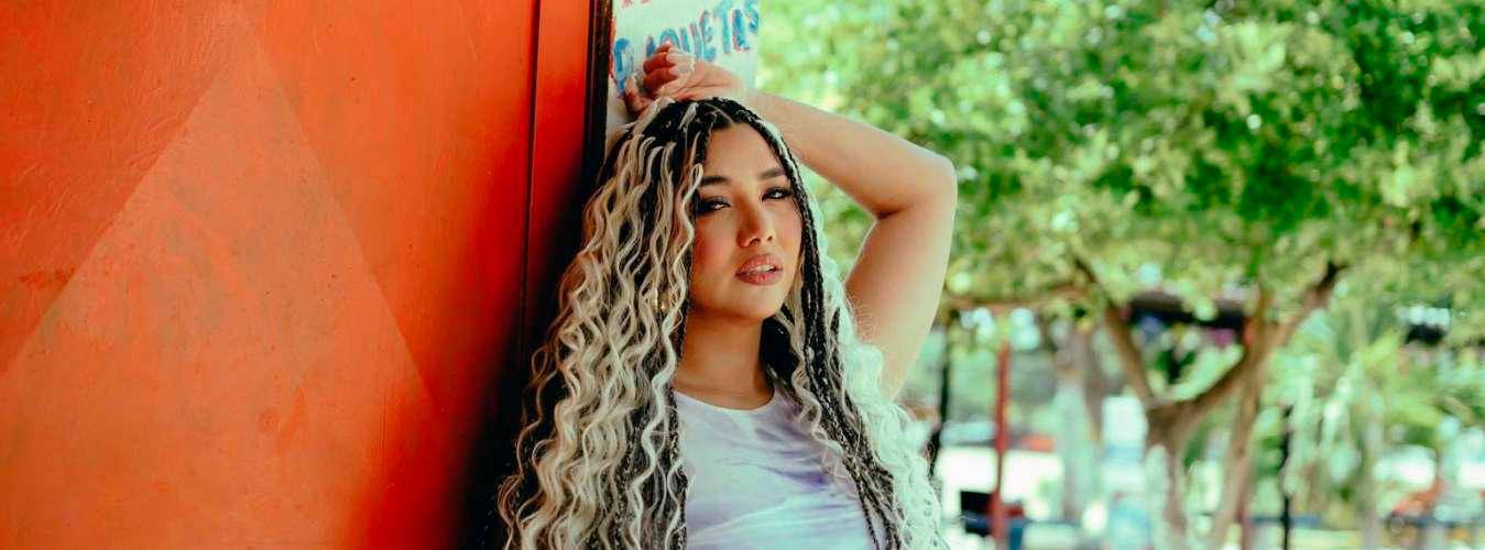 Gigi Méndez, la sensual artista que lleva un mensaje de amor y esperanza